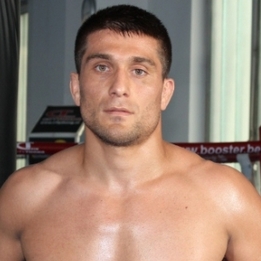 Kurt Kinser vs. Amir Visalimov, Abu Dhabi Warriors 1 | MMA Bout | Tapology