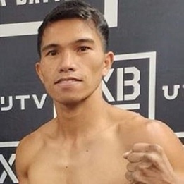 Dominique Crowder vs. Kenny Demecillo, The GTD Challenge | Boxing Bout | Tapology