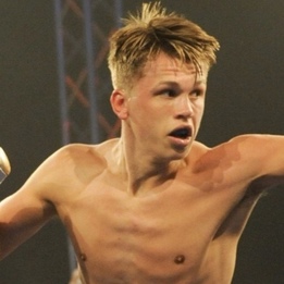 Oliver Mollenberg vs. Sandro Luetke Bordewick, Kore vs. Redjdal ...