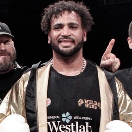 Erik Pfeifer vs. Nick Webb, Rumble on the Rock | Boxing Bout | Tapology