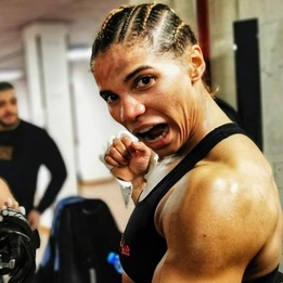 Sheila Martinez vs. Joana Nwamerue, Dinu vs. Bluemle | Boxing Bout ...