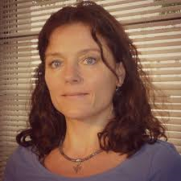 Corinne Geeris vs. Irma Verhoeff, IMA | Muay Thai Bout | Tapology