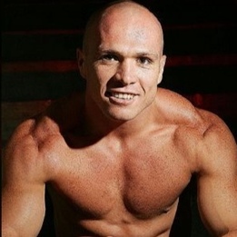 Josh Frederiksen vs. Les Piper, Xmas Boxing Bash | Boxing Bout | Tapology