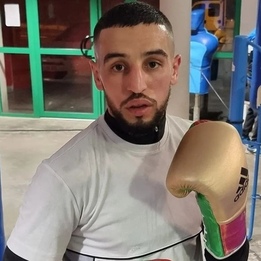 Samy Khellas vs. Alain Christian Sangue, Khellas vs. Sangue | Boxing ...