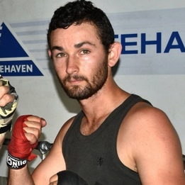 Vegas Larfield vs. Albert Nolan, Biggs vs. Mitchem | Boxing Bout | Tapology