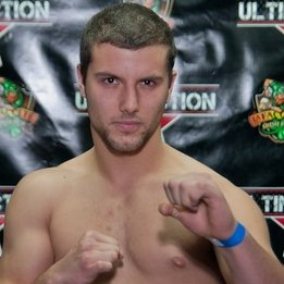 Alexandre Ouellette-Larochelle vs. Marc-Antoine Lavoie, Fight Club ...