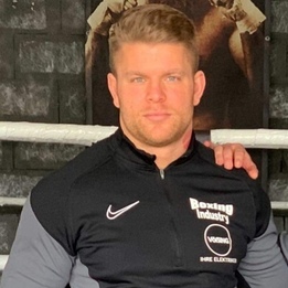 Thorsten Fuchs vs. Istvan Kiss, Boxen im Norden | Boxing Bout | Tapology