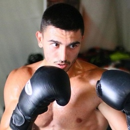 Benjamin Stanoff vs. Steven Crowfield, Rumble on Robinson | Boxing Bout | Tapology