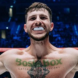 Dawid Malczyński vs. Aleksandr Muzheiko, Fame Friday Arena 1 | MMA Bout ...