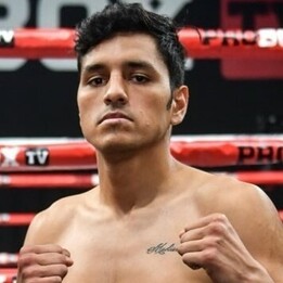 Angel Vazquez vs. Carlos Octavio Guardado, Batallas En El Desierto ...