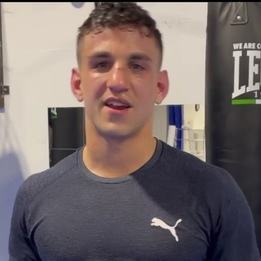 Devin Struebin vs. Enid Spago, Friday Night Boxing | Boxing Bout | Tapology