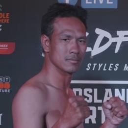 Wook Jin Lim vs. Sayan Sirimongkol, Lim vs. Sirimongkhon | Boxing Bout ...