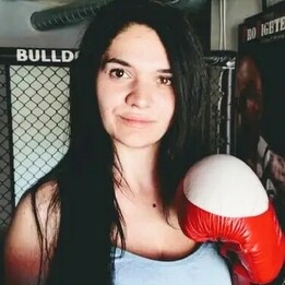 Cheyenne Hanson vs. Diana Kulinova, Ab En den Ring Boxing | Boxing Bout ...