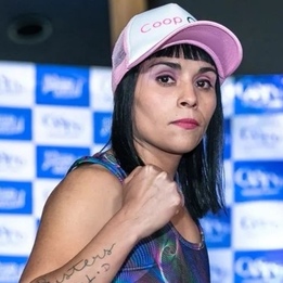 Thalia Pineiro vs. Laila Martinez, Velada Internacional De Boxeo ...