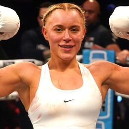 Elle Brooke vs. Jenny Clausius, MF & DAZN X Series 18 | Boxing Bout ...