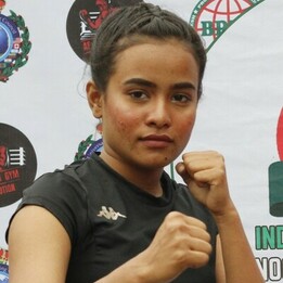 Sadia Islam vs. Rumi Aktar, Rumble in Dhakaiya Jungle | Boxing Bout ...