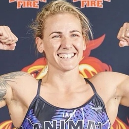 Jaki Toth vs. Sophia Davies-Morgan, Thunderdome 41 | Boxing Bout | Tapology