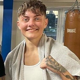 Tysie Gallagher vs. Ellie Hellewell, Crocker vs. McComb | Boxing Bout ...