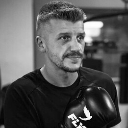 Carvell Crocker vs. Sean Coxon, Fight Town Wales | Boxing Bout | Tapology