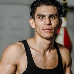 Eduardo González vs. Adrian Enrique Rodriguez, Nuevos Talentos | Boxing ...