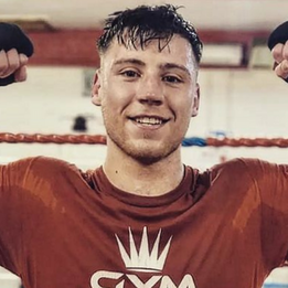 Roan Stanley vs. Robbie Chapman, Pitters vs. Rea | Boxing Bout | Tapology