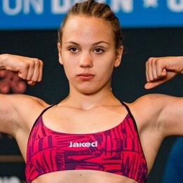 Kata Pap vs. Sara Orszagi, Profi Ökölvívó Gála | Boxing Bout | Tapology