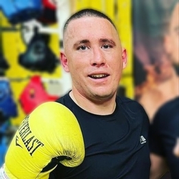 Levi Vaughan vs. Leon Mitchell, Winter War | Boxing Bout | Tapology