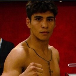 Luciano Amaya vs. Alan Ponce, La Leyenda Continua | Boxing Bout | Tapology