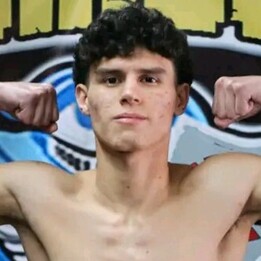 Daniel Martinez vs. Oscar Robledo, Juarez vs. Brown | Boxing Bout ...