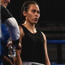 Cheyenne Whaanga vs. Sequita Hemingway, Underground Fight Night IV ...