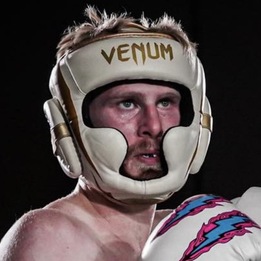 Brennan Chapman vs. Nathaniel Baker, Caged Warrior Championship 34 ...