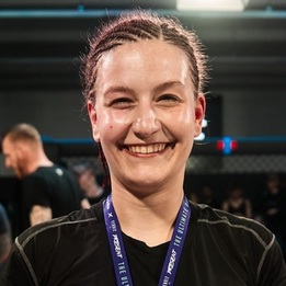 Enny Haden vs. Laura Alberti, MMA Cage Fights | MMA Bout | Tapology