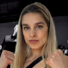 Gabrielle Martineau vs. Kaoutar Mazigh, Silvertooth At The Olympia ...
