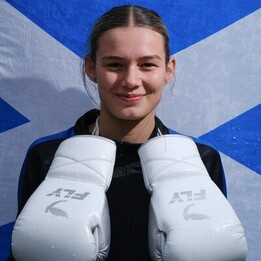 Niamh Mitchell vs. Maud van der Toorn, 2025 World Boxing Championships | Boxing Bout | Tapology