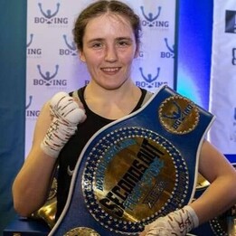 Ariadna Jeanette Gil Alonso vs. Stephanie Kernachan, 2025 World Boxing ...