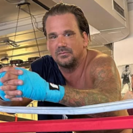 Brendon Davis vs. Sean Stewart, MF Duel | Boxing Bout | Tapology