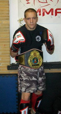 Lee Burns | MMA Fighter Page | Tapology