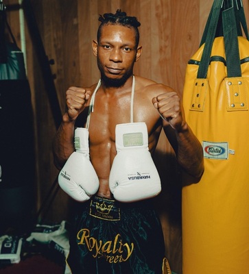 Emmanuel Calhoune ("Shockwave") | MMA Fighter Page | Tapology