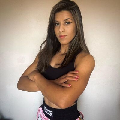 Erika Reis | MMA Fighter Page | Tapology