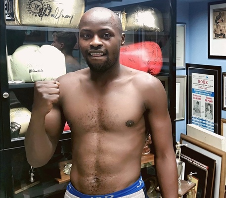 Simon Dladla | Boxer Page | Tapology