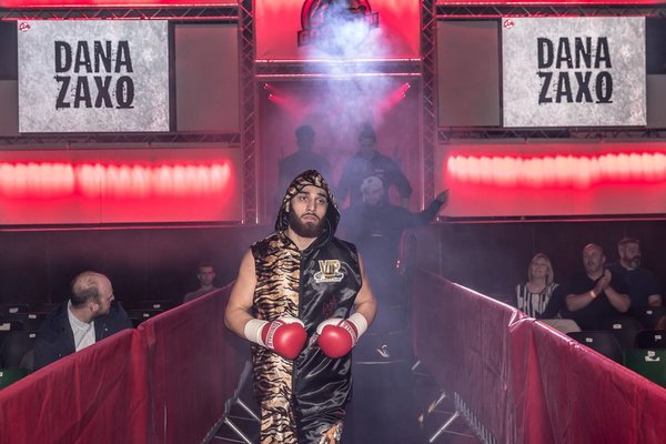 Dana Zaxo ("Savage") | Boxer Page | Tapology