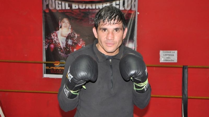 Nicolas Atilio Velazquez ("El Zurdo") | Boxer Page | Tapology