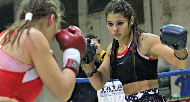 Debora Anahi Lopez ("La Indiecita") | Boxer Page | Tapology