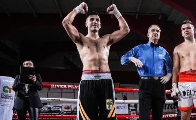 Cristian Zarate | Boxer Page | Tapology