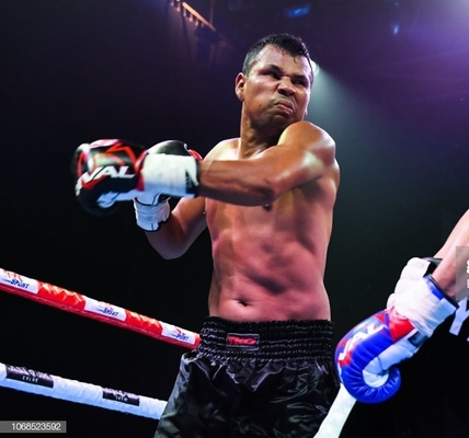 Berman Sanchez ("La Cobra") | Boxer Page | Tapology