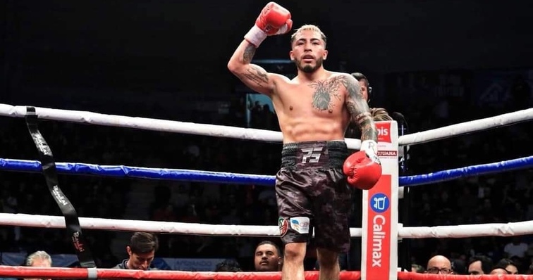 Alejandro Santiago ("Peque") | Boxer Page | Tapology