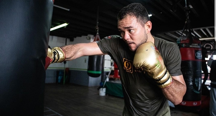 Endry Saavedra ("El Chino") | Boxer Page | Tapology