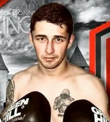 Arnold Tot | Boxer Page | Tapology