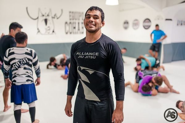 Lucas Alves | Fighter Page | Tapology