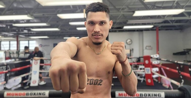 Brayan Leon ("The King") | Boxer Page | Tapology